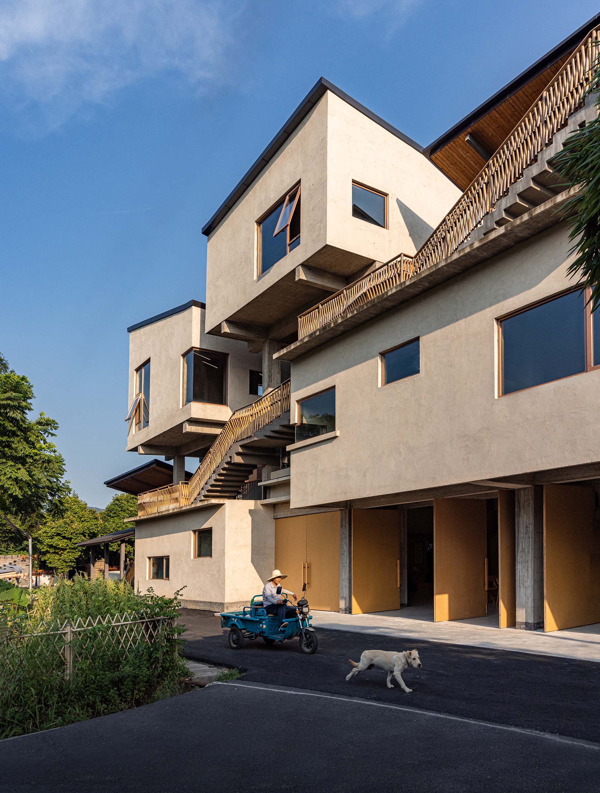 Qingshan Culture Hall design by MOMENTUM Architects